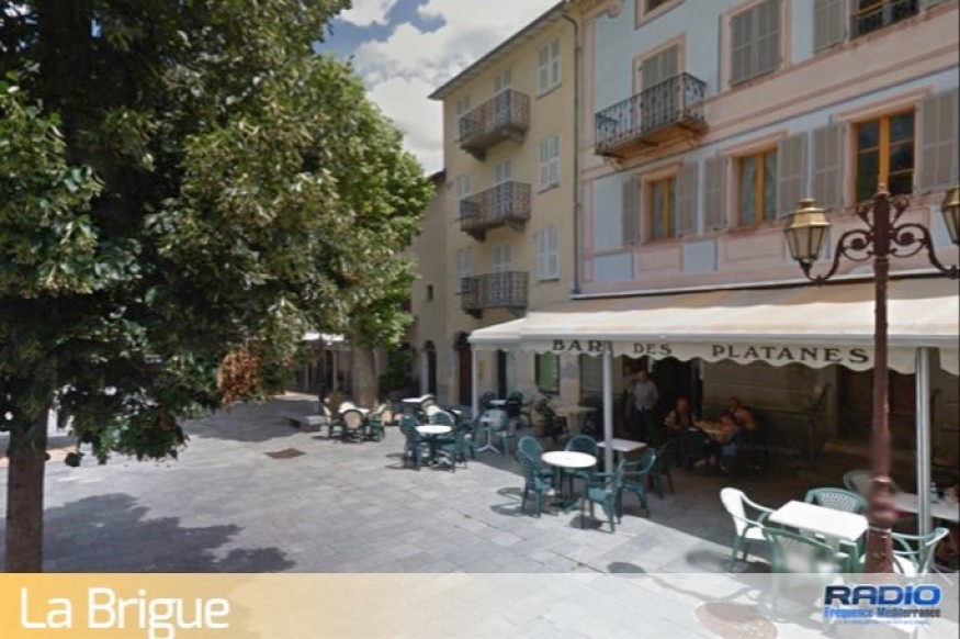 La Brigue : réouverture du Bar des platanes - Ecoutez Radio Fréquence Méditerranée, la Radio ...